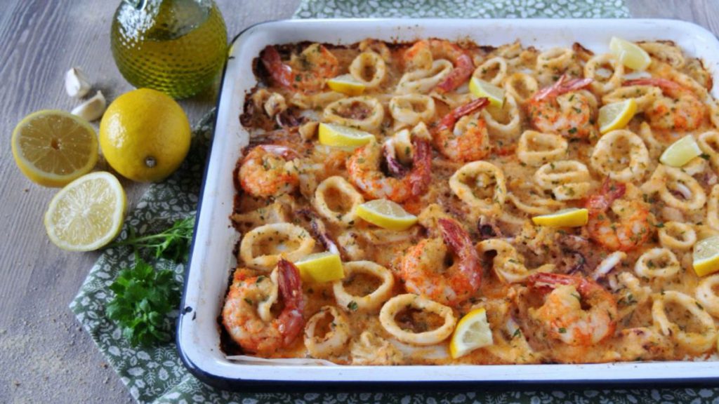 Calamars et crevettes gratinés au four