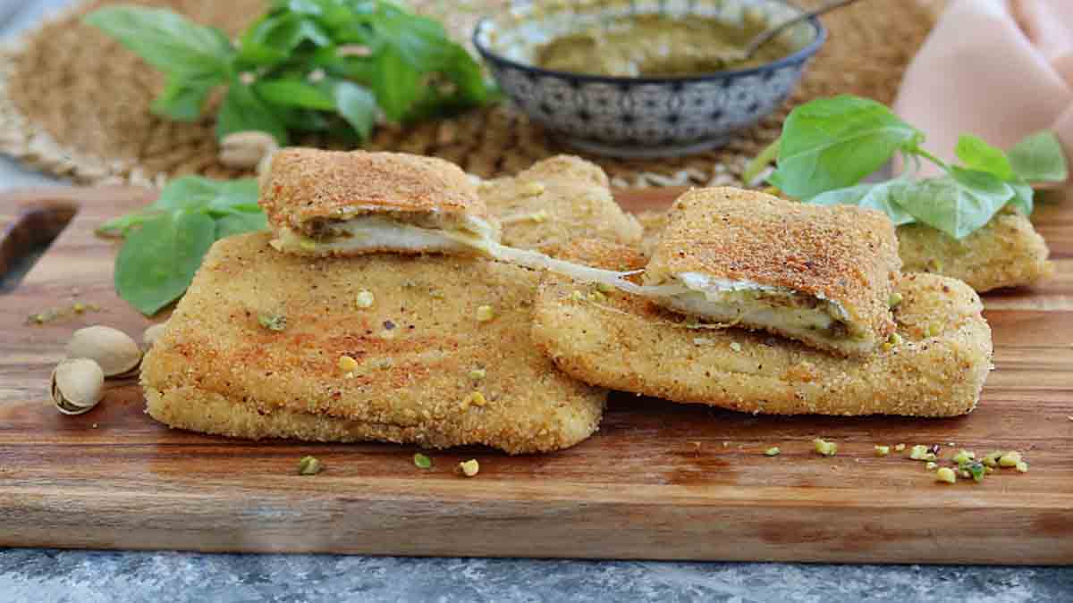 Sandwichs à la mozzarella et à la pistache spectaculaires
