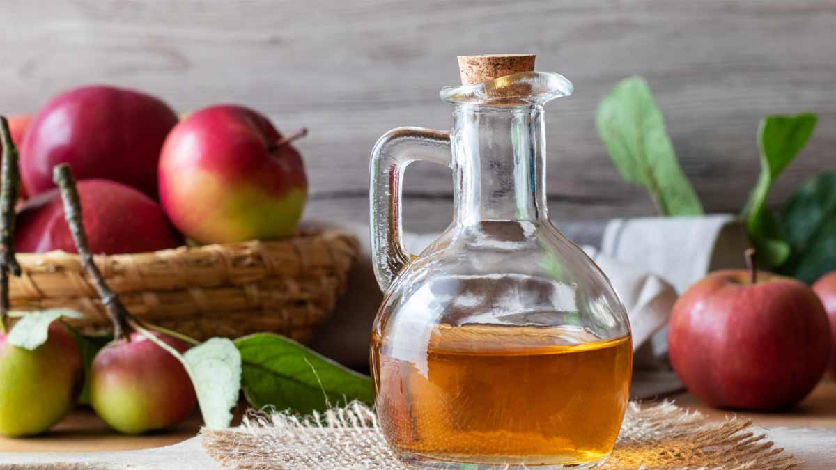 Transformez les restes de vos pommes en vinaigre de cidre en seulement ...