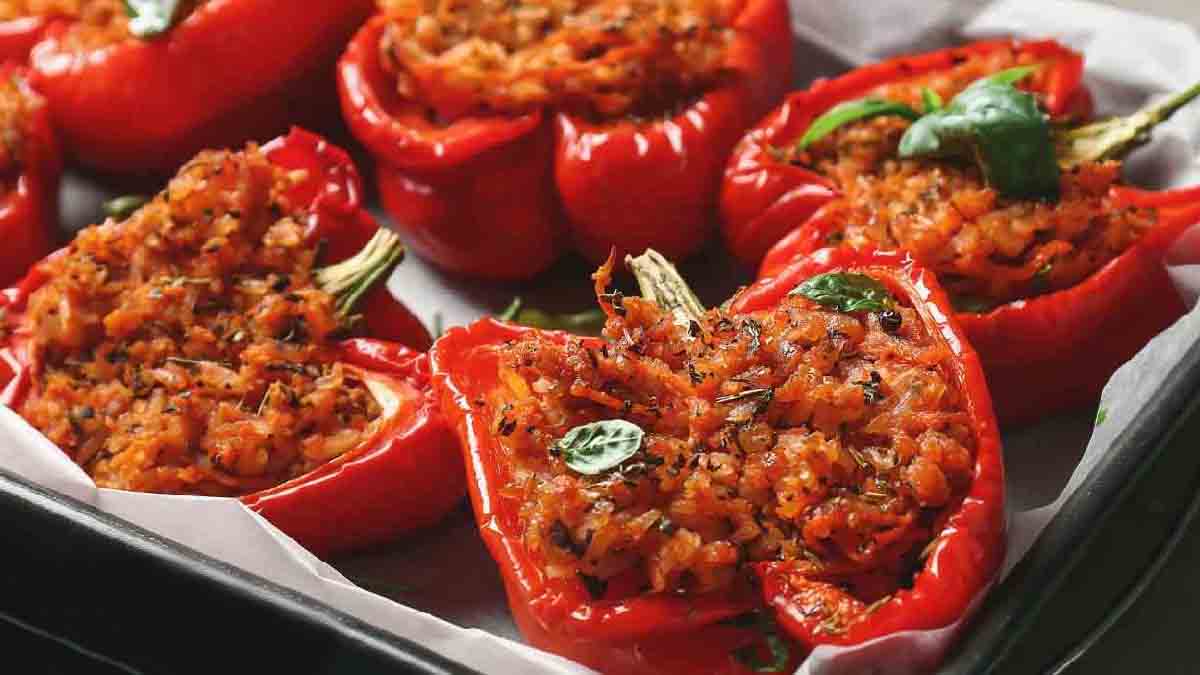 Ces poivrons farcis sans viande et sans fromage sont légers et très ...