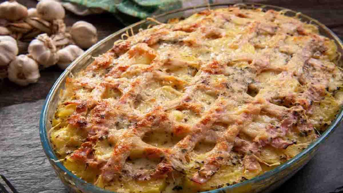 Flan de pommes de terre au jambon et au fromage: un plat unique super ...