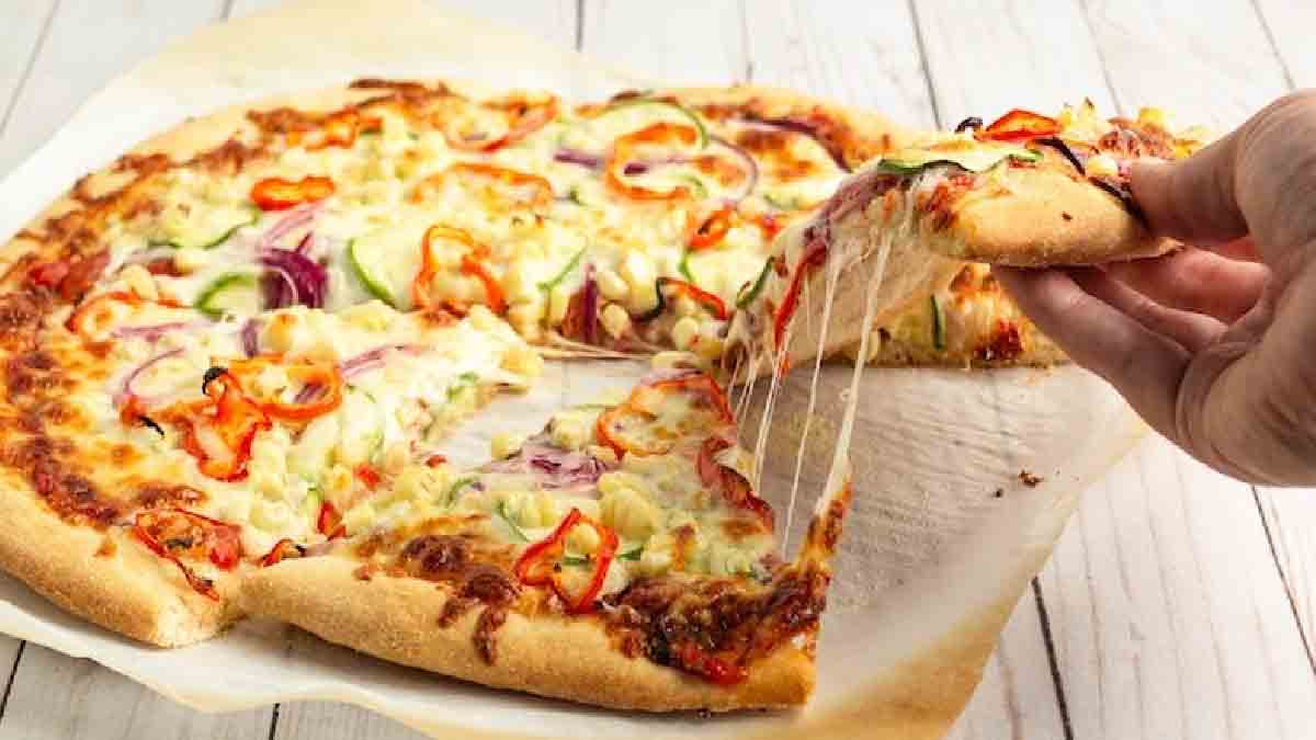 Pizza : découvrez ce truc génial pour la rendre à nouveau moelleuse et ...